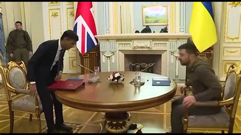 ️Премьер министр Великобритании Риши Сунак приехал в Киев на встречу с Зеленским Британский