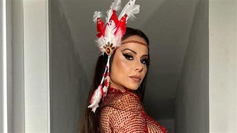 Viviane Araujo Abusa Da Transparência E Esbanja Beleza Em Novas Fotos
