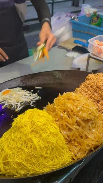 세가지종류의 면으로 만드는 팟타이 태국 길거리 음식 Youtube