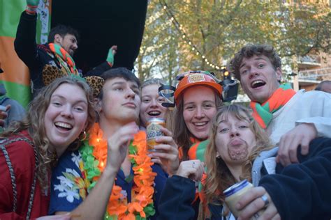 Kroeg In Kroeg Uit Dit Is Klûnen In Tilburg 2025 Oozo Nl