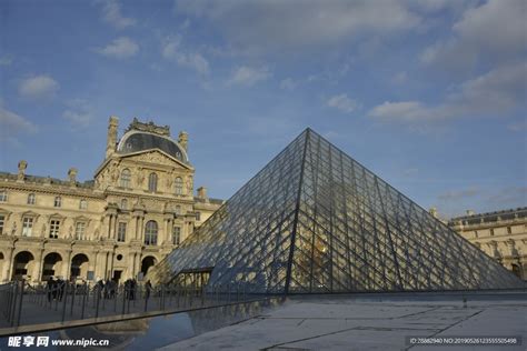 卢浮宫玻璃金字塔摄影图 国外旅游 旅游摄影 摄影图库 昵图网