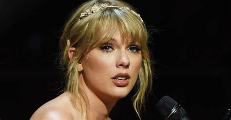Taylor Swift Siger Hun Bliver Afpresset Og Forhindret I At Spille Sin