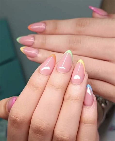 5 Diseños Elegantes De Uñas Acrílicas Con Los Que No Fallarás En El