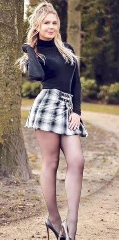 Girls In Mini Skirts