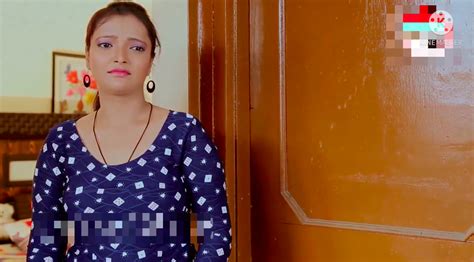 Sona Bhabhi Very Rare Crime Serial Episode Hot In All Outfits Jeans