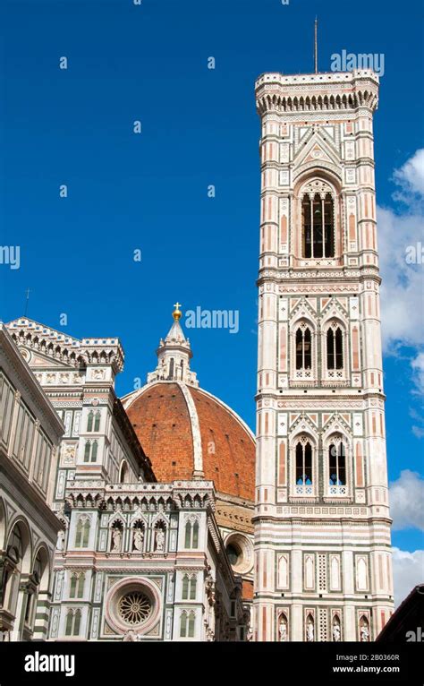 La Cattedrale Di Santa Maria Del Fiore è La Chiesa Principale Di
