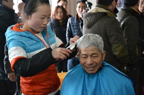 龍里縣到敬老院開展志願服務活動 每日頭條