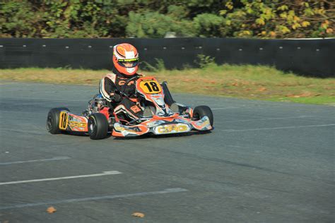 무료 이미지 차량 오토바이 경마장 모터 스포츠 카트 타러 가다 카트 레이싱 자동차 경주 도로 경주 흙 추적 경주 4096x2731 91352