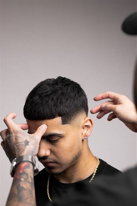 Perfect Low Fade Tutorial New Steps Barber Tutorial Youtube In