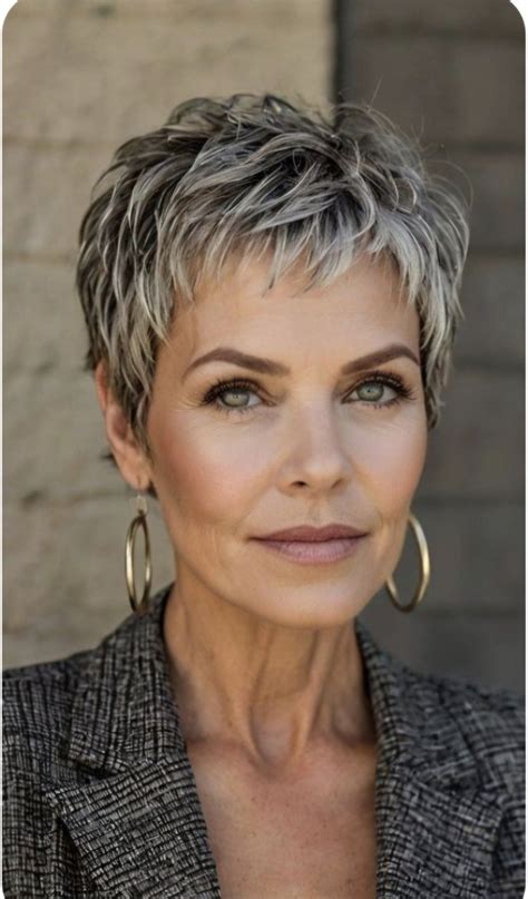 Épinglé Par Rika Sur Kapsels Style De Cheveux Courts Idées Cheveux