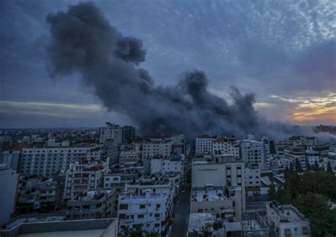 Продължава размяната на удари между Израел и Хамас Фактор