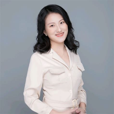 Ruby Chen 销售经理 通达商贸 15年家居装饰品生产商 Linkedin