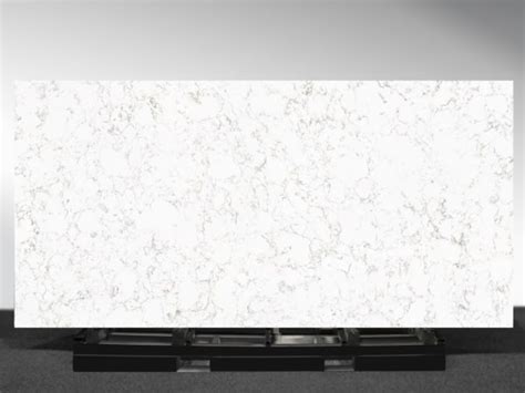 Verona Gold Quantum Zero Slab Matte Auskstone