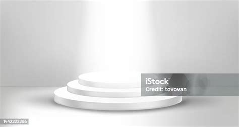 둥근 쇼케이스와 밝은 프로젝터가 있는 흰색 빈 무대 3d 벡터 일러스트 레이 션 0명에 대한 스톡 벡터 아트 및 기타 이미지 0명 3차원 형태 공연 Istock