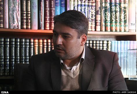 ایسنا مراسم اهدای کارت افتخاری خبرگزاری ایکنا به آیت الله شبستری