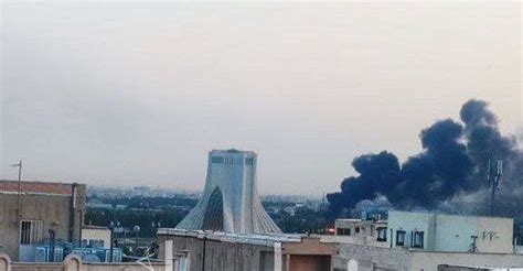 میدیایەیل ئیران ئیسرائیل کارگەیگ هێلیکۆپتەر لە نزیک گۆڕەپان ئازادی لە تاران کردە ئامانج شـه