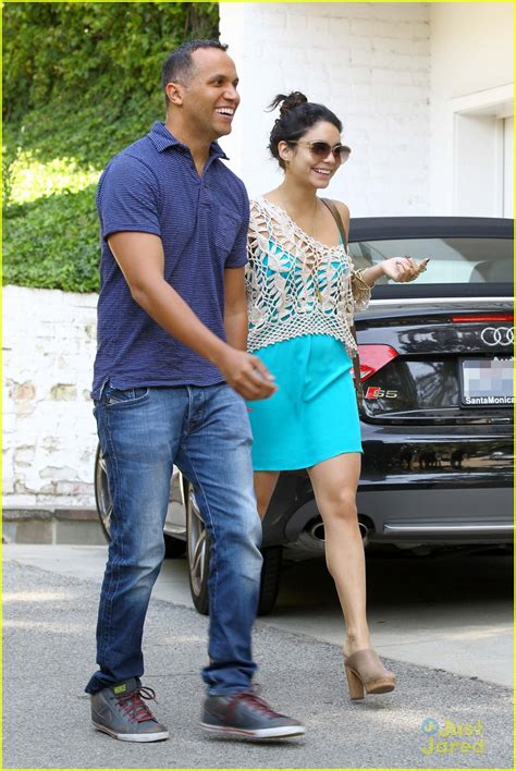 Vanessa Hudgens Bright Blue In Beverly Hills Photo 472060 Photo