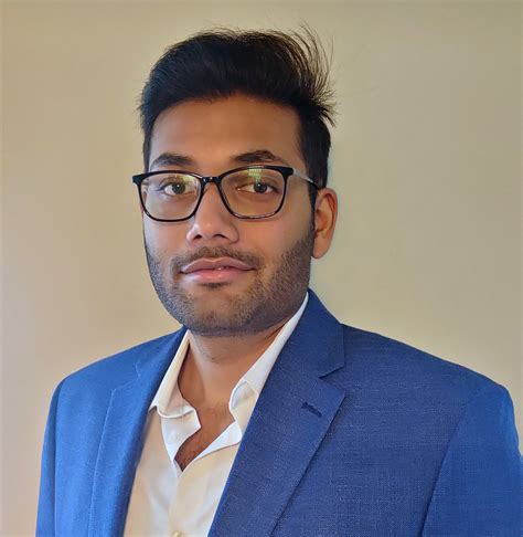 Get To Know Sanket Sinha Ms 18 Senior Data Scientist