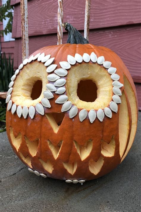 26 Pumpkin Carving Ideas That Are Easy To Make At Home Its Claudia G