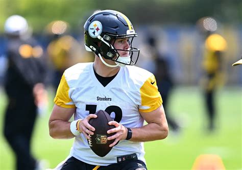 Steelers Qb Will Howard Receives Great News Before Week 1 Newsweek