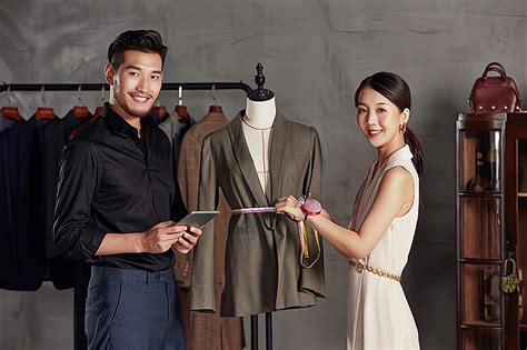 服装定制：个性化的魅力与无限商机！加盟星百度招商加盟服务平台