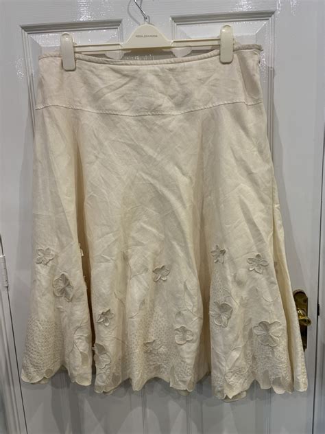 Per Una Mands Full Cream Linen Skirt Embroidered Flowe Gem