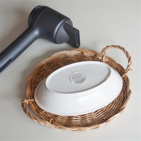 스티커 자국 흔적도 없이 제거하는 신박한 방법 4가지 오늘의집 고수들의 꿀팁 라이프스타일 슈퍼앱 오늘의집