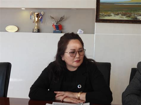 АЙМГИЙН ИТХ ЫН ДЭРГЭДЭХ ЁС ЗҮЙН ХОРОО ХУРАЛДЛАА