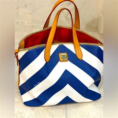 Dooney And Bourke Bags Dooney And Bourke Chevron Purse Im Amazing