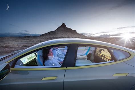 The Difference Between Autonomous And Driverless Cars HERE