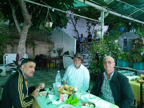 Des élèves Du Célèbre Lycée Technique De Dellys Se Retrouvent 40 Ans Après