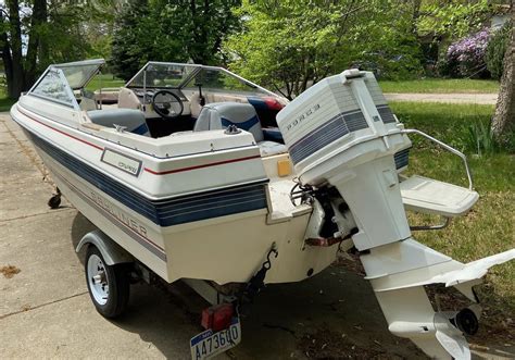 1985 Bayliner Capri 16 Boat Located In Livonia Mi Has Trailer 1985