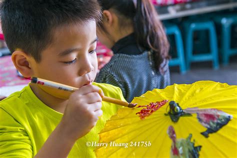 Harry 24175b 彩繪油紙傘 小油紙傘 DIY 繪畫 勞作 兒童 油紙傘 美濃油紙傘 雨傘 唐傘 美濃客家文物館 客家文物館 客家文化