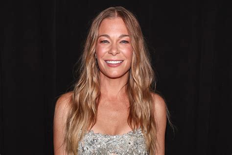 The Wildly Romantic Lyrics Of Leann Rimes How Do I Live” Explained