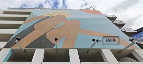 Controlling Visibility On Screening Enclos Tensile Structures