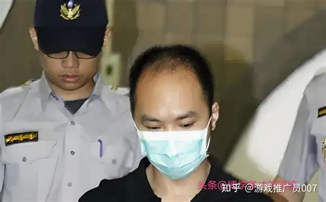 当年轰动一时的李宗瑞迷奸案，陈冠希和他比起来就是弟弟 知乎