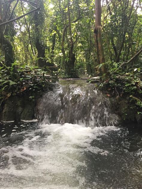 廣西一避暑絕佳之地，人跡罕至，風景絕美，跟著鏡頭去感受一下 每日頭條