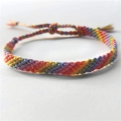 مدل دستبندهای بافتنی زیبا دخترانه و پسرانه به همراه آموزش