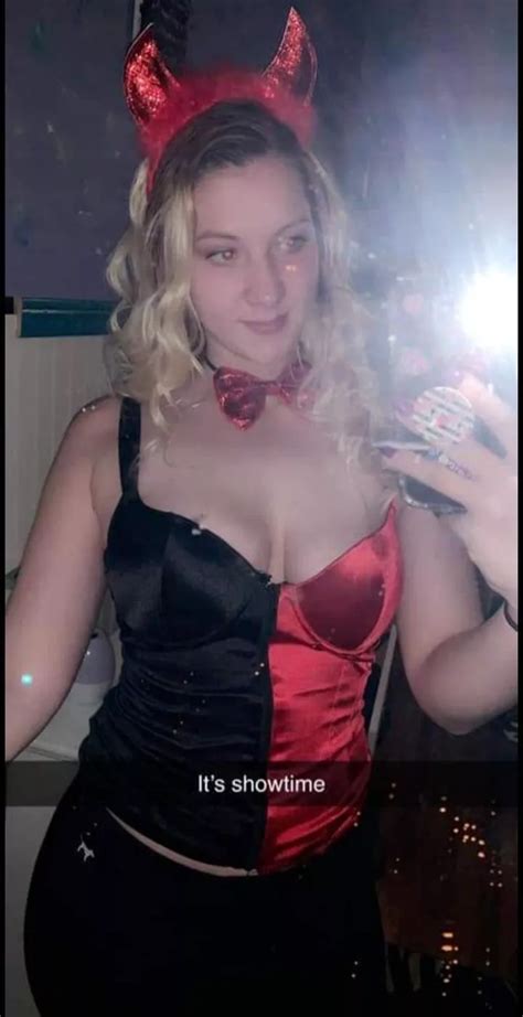 Boo Nudes SluttyHalloween NUDE PICS ORG