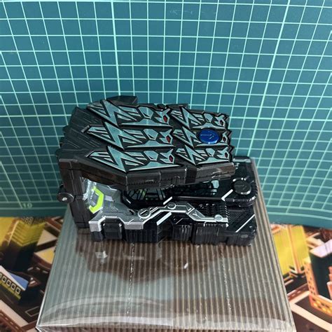 仮面ライダーゼロワン Dxメタルクラスタホッパープログライズキー メルカリ