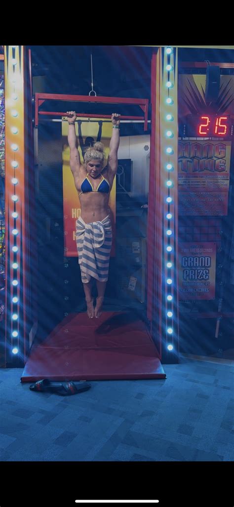 Arianna Vanadia Arianna Vanadia Added A New Photo