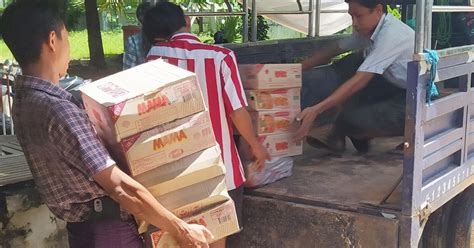 Myanmarnationalpost ရေဘေးသင့်ပြည်သူများအတွက် ပေါင်းတည်မြို့မှ စားနပ်ရိက္ခာများ ပေးပို့ကူညီဆောင