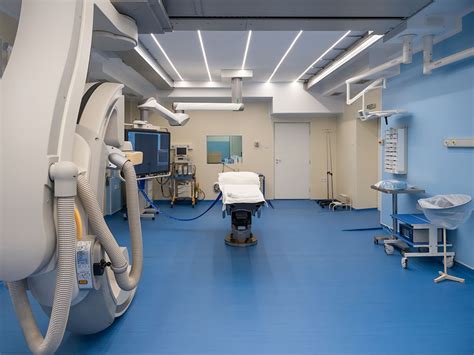 Отделение съдова хирургия МОБАЛ Д р Стефан Черкезов АД