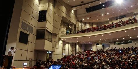 Director John C Kois Dmd Msd Kois Center