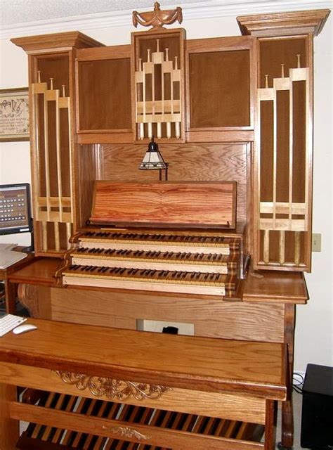 Organ Works Using Classic MIDI Keyboards