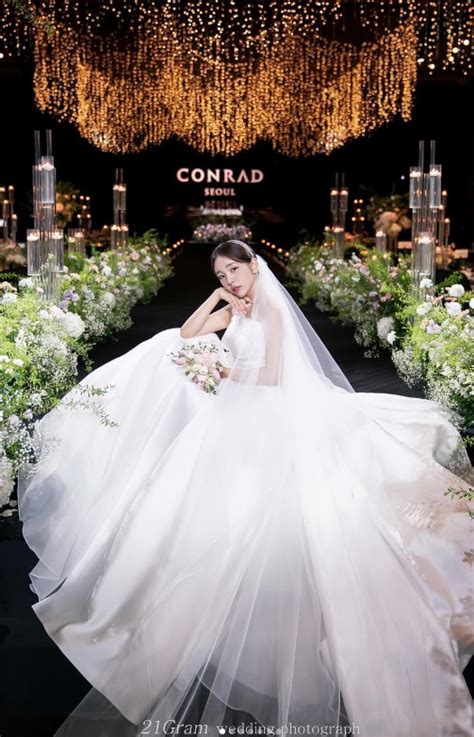 열애설없이 깜짝 결혼♥발표한 Jyp출신 유명가수웨딩화보속 웨딩드레스 어썸클