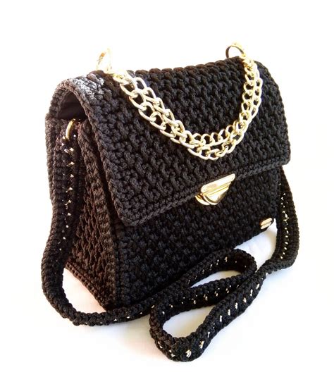 საუკეთესო ქალის მამაკაცის და ბავშვის ტანსაცმელი ფეხსაცმელი და აქსესუარები მიტანის სერვისი