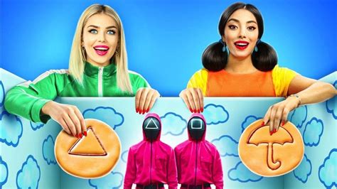 МЕНЯ УСЫНОВИЛА СЕМЬЯ ИЗ ИГРЫ В КАЛЬМАРА Моя няня Кукла Жизнь в