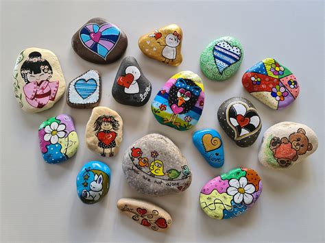 Il Boom Social Dei Sassi Di Heidi Aellig Tvs Tvsvizzerait