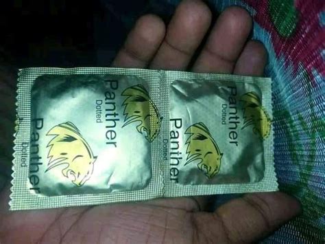 চটি গল্প মাকে চুদার জন্য কন্ডম কিনলাম আমি যে Facebook